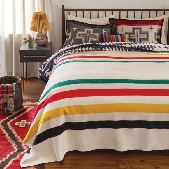 Pendleton | Bedding | Pendleton Glacier National Park Wool Blanket | Poshmark
